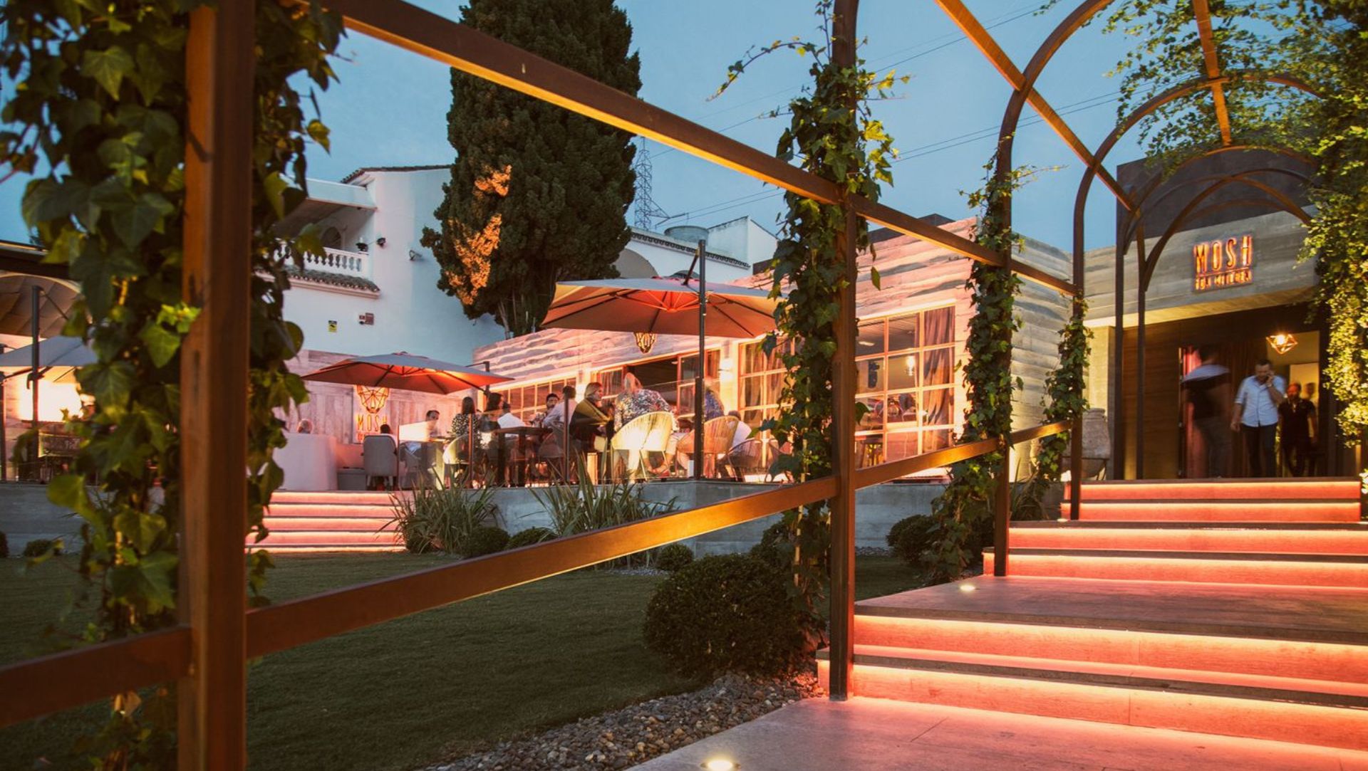 Mosh Fun Kitchen: A Cool Place for Food & Fun in Marbella