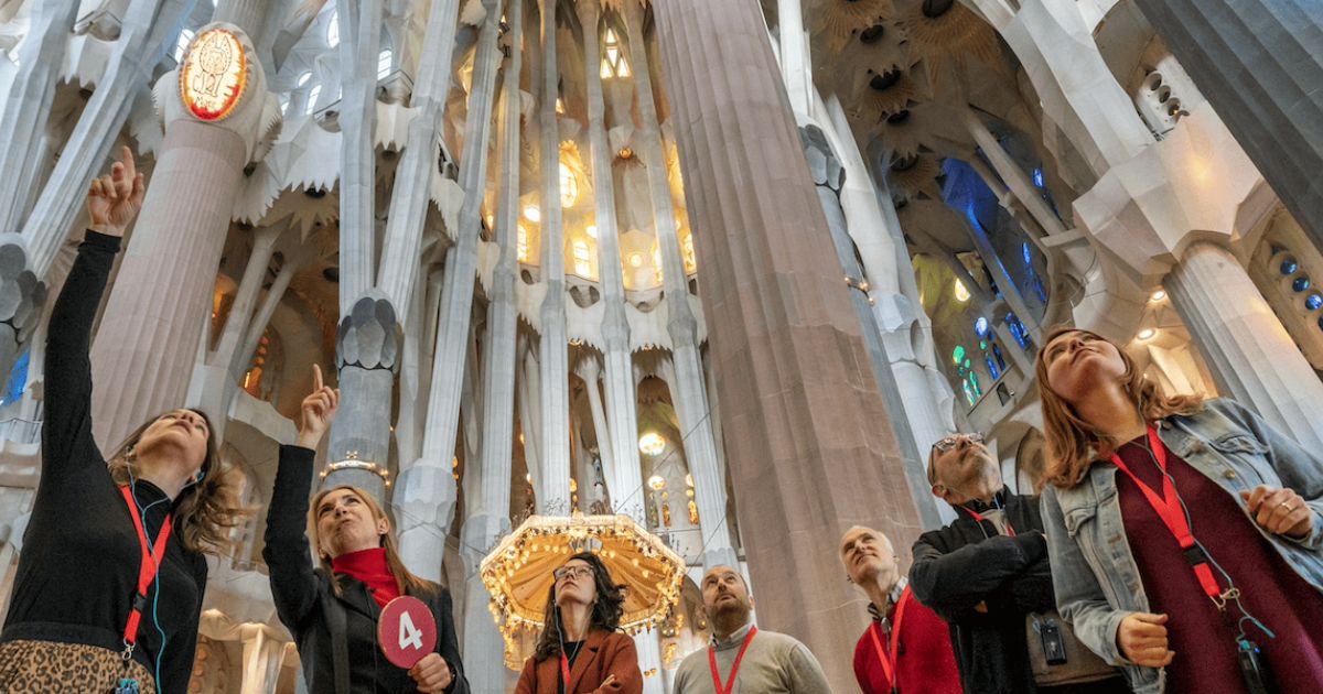 Tipping in Spain Etiquette: Simple Rules for 2025 Travelers