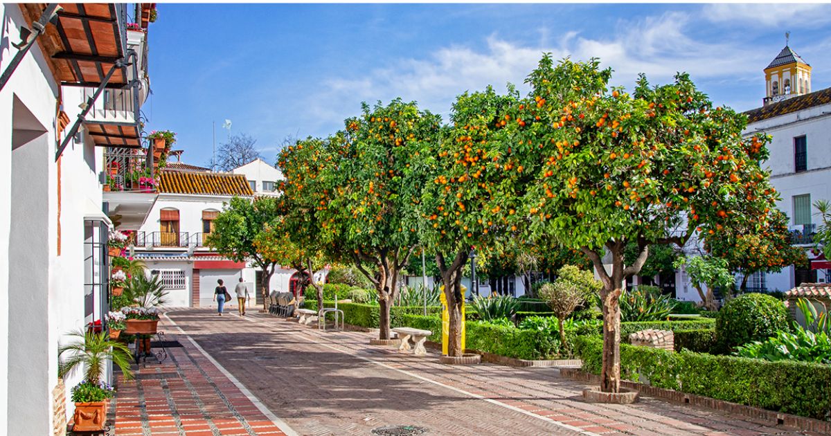 Best Time to Visit Marbella: Weather, Events, Crowds